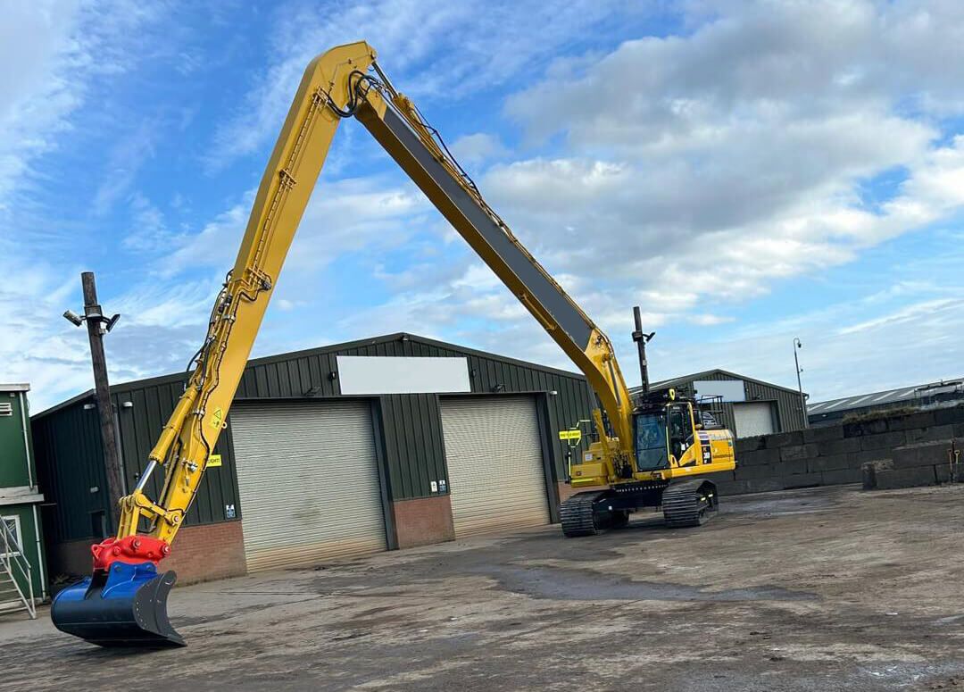 Komatsu Excavator Long Boom Fail and Damage Causes